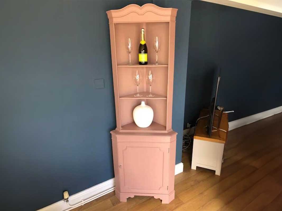Sulking Room Pink corner unit - RM Decor Solutions